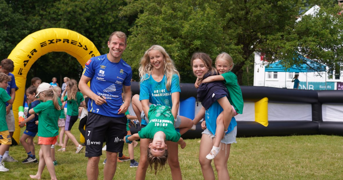 God stemning da Jervspillerne besøkte Groos sommerskole! / Jerv
