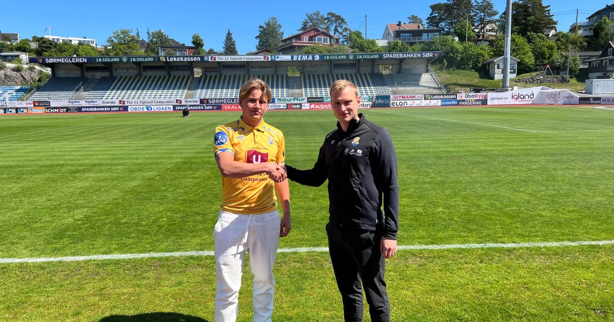 Phillip Syvertsen signerer sin første proffkontrakt for Jerv! / Jerv